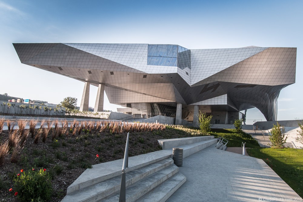 Le Musée des Confluences, façade Sud