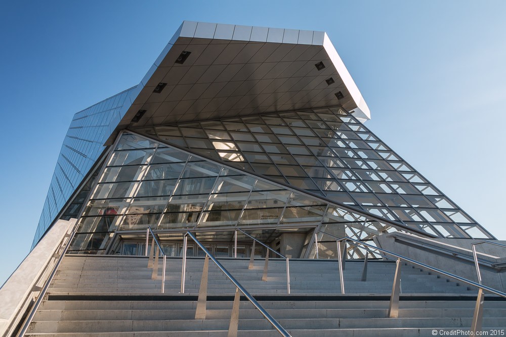 Musée des Confluences Lyon, Entrée